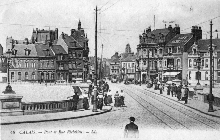 Fanny Forestier rue de Guise à Calais – Léautaud